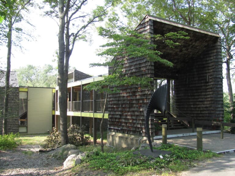 15 Best Things to Do in Stoughton (MA) - The Crazy Tourist